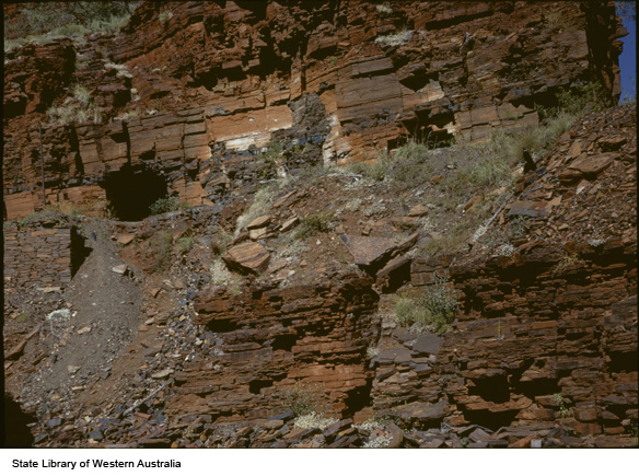 Entrance to old asbestos shaft Wittenoom Gorge · Mining and Energy ...